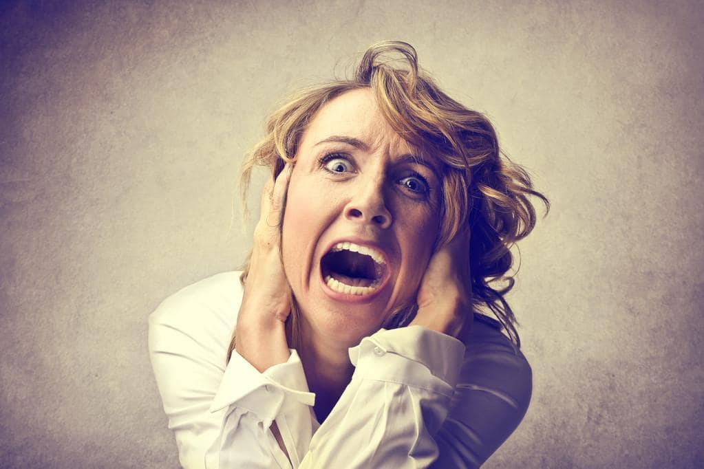 7 Burning Signs Of Crazy-Making Behavior In Relationships